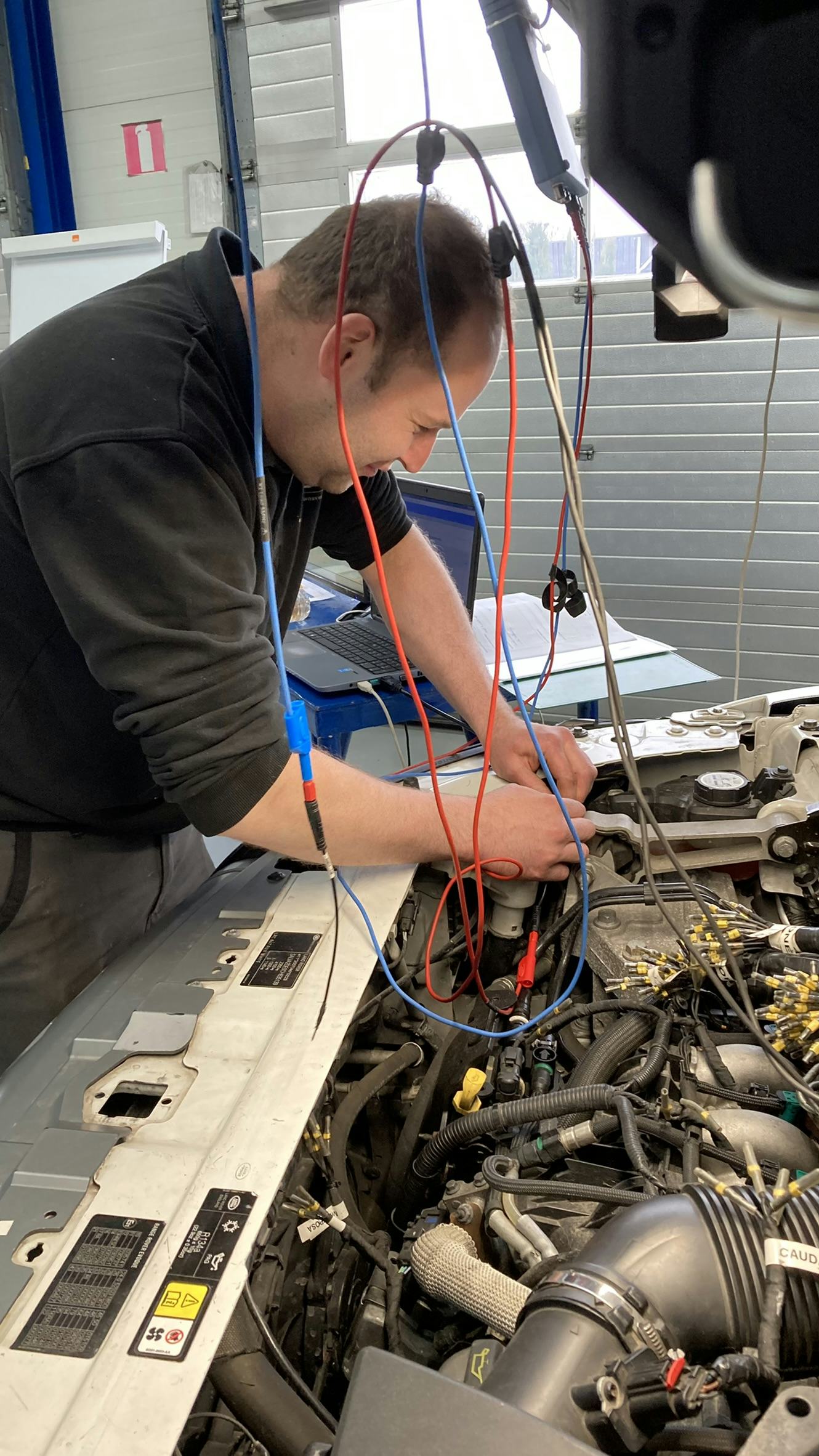 Storingzoeken bij Range Rover Evoque: Grootlichtprobleem, wateroverlast ...