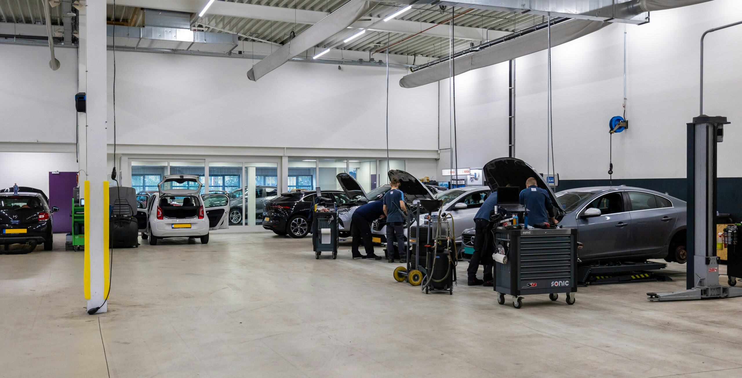 De werkplaats van... Autobedrijf Spaan Eindhoven