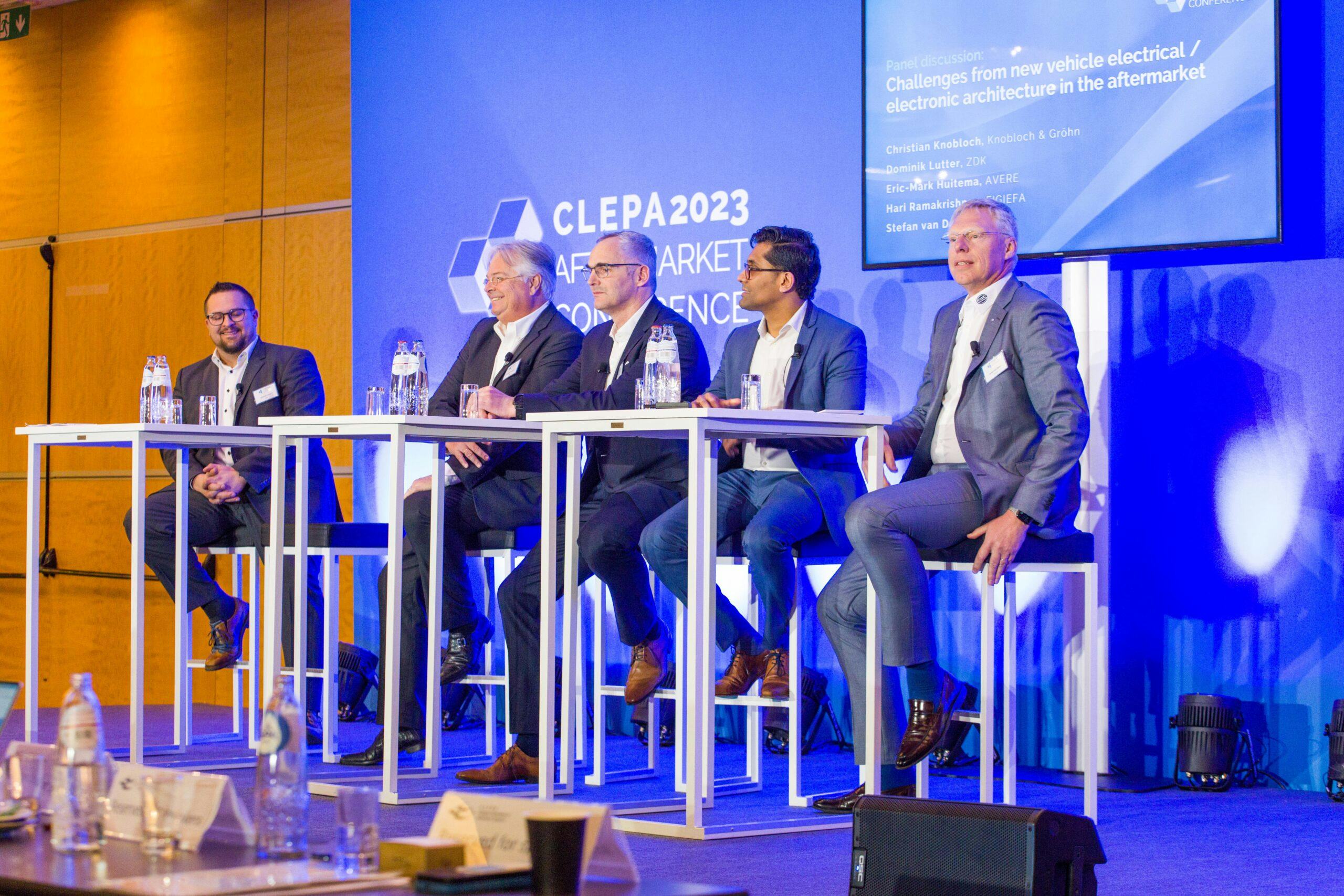 Software-updates voor auto's: is de aftermarket straks aan zet?