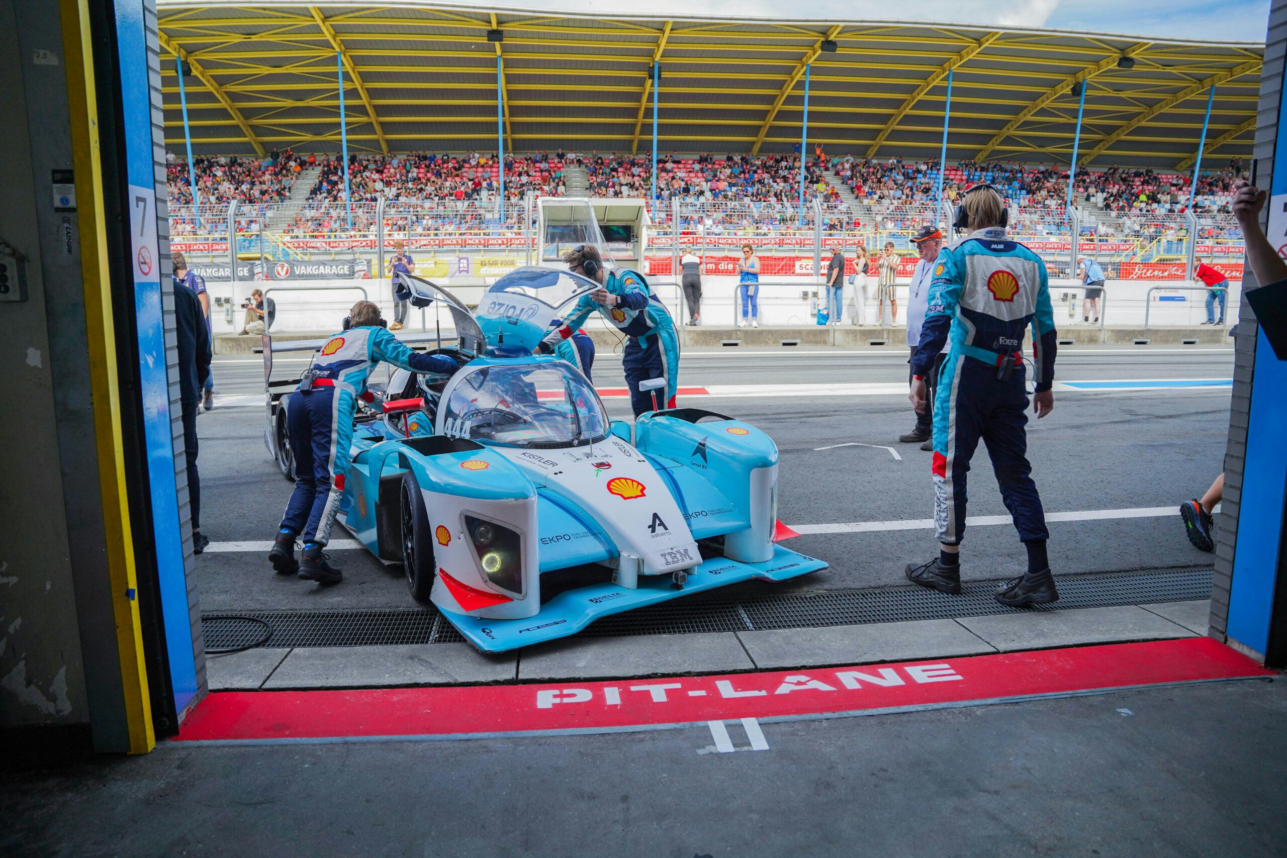 VIDEO | Raceauto op waterstof van Forze Hydrogen